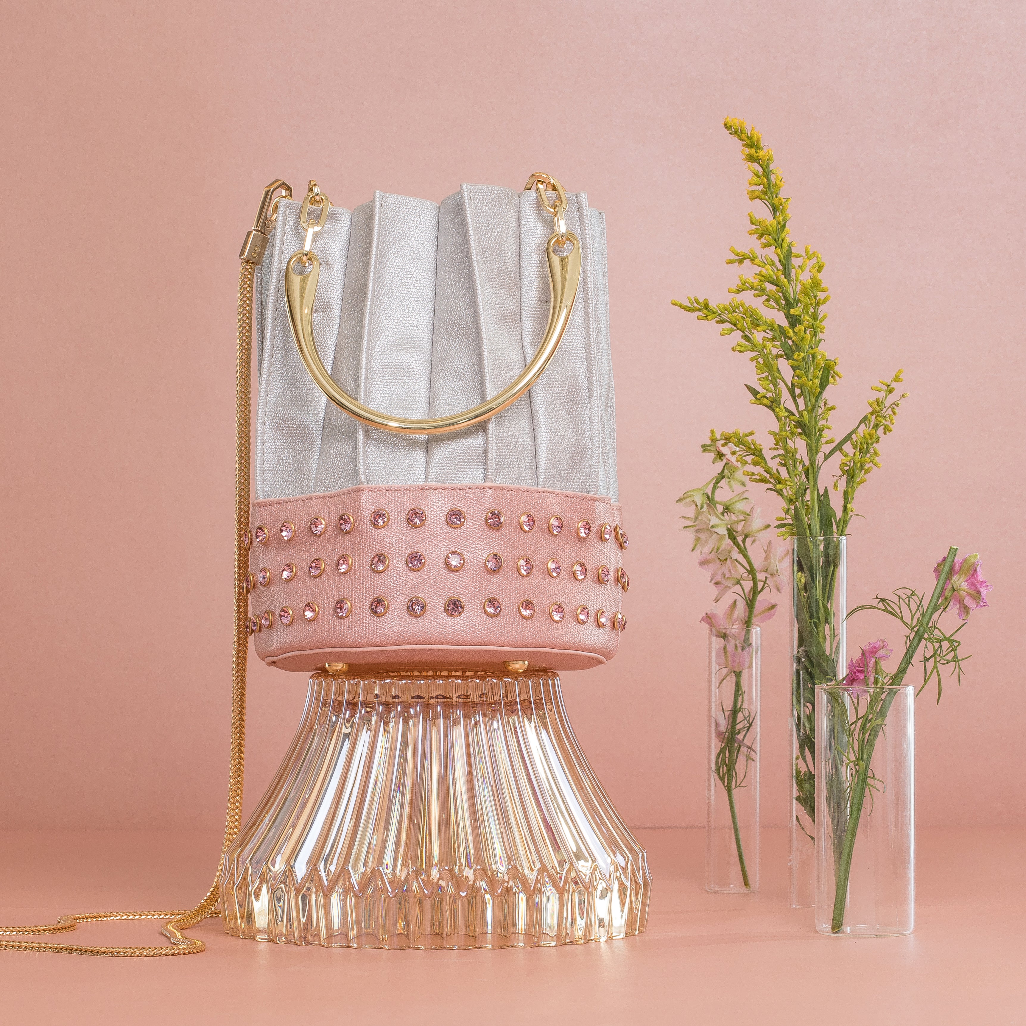 Alice Pink – House Of BIO