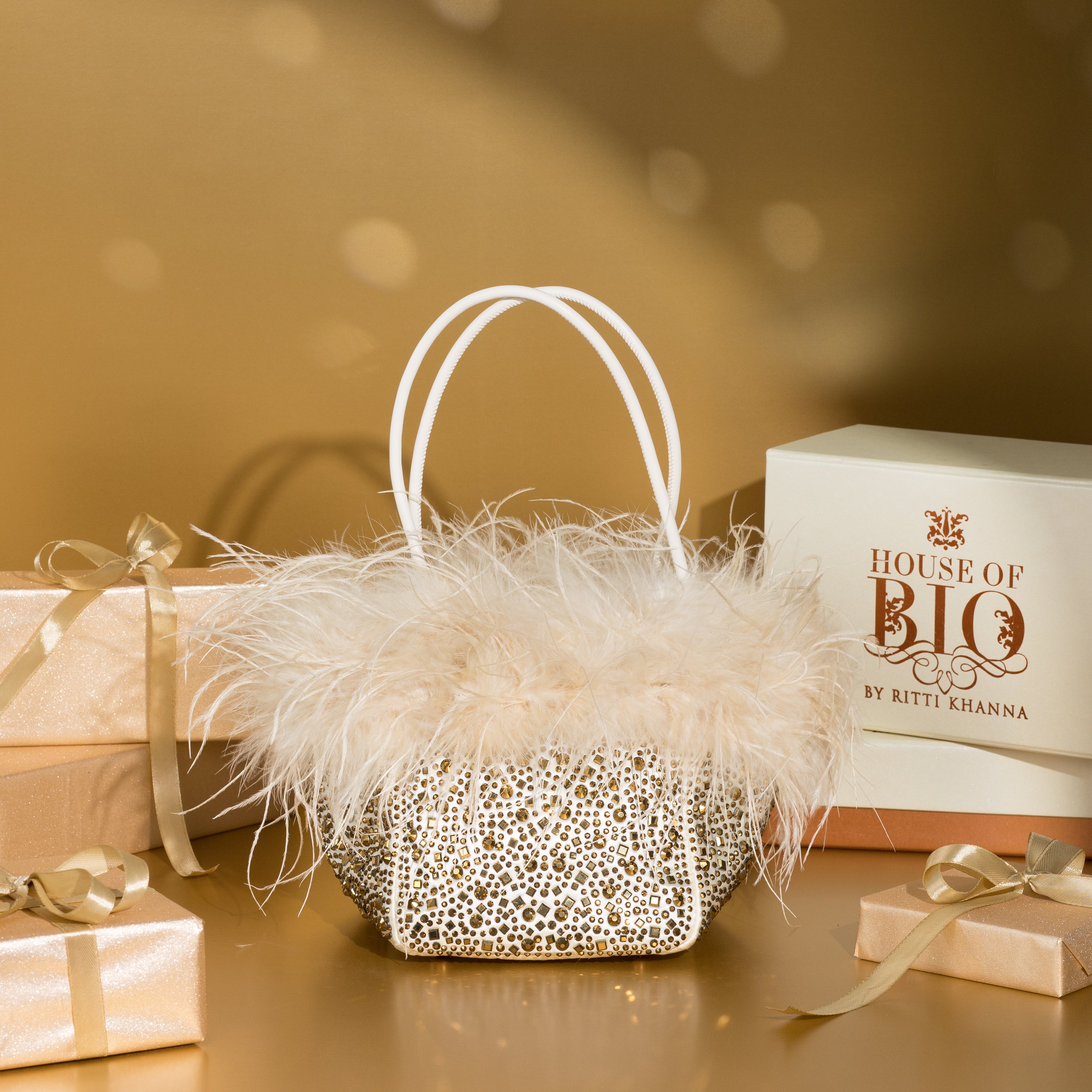 Emma Gold – House Of BIO